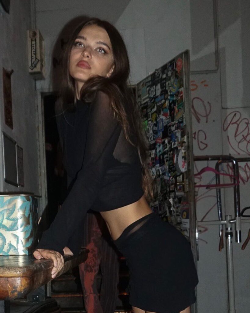 Baby B3ns: Crafting Musical Worlds In Berlin