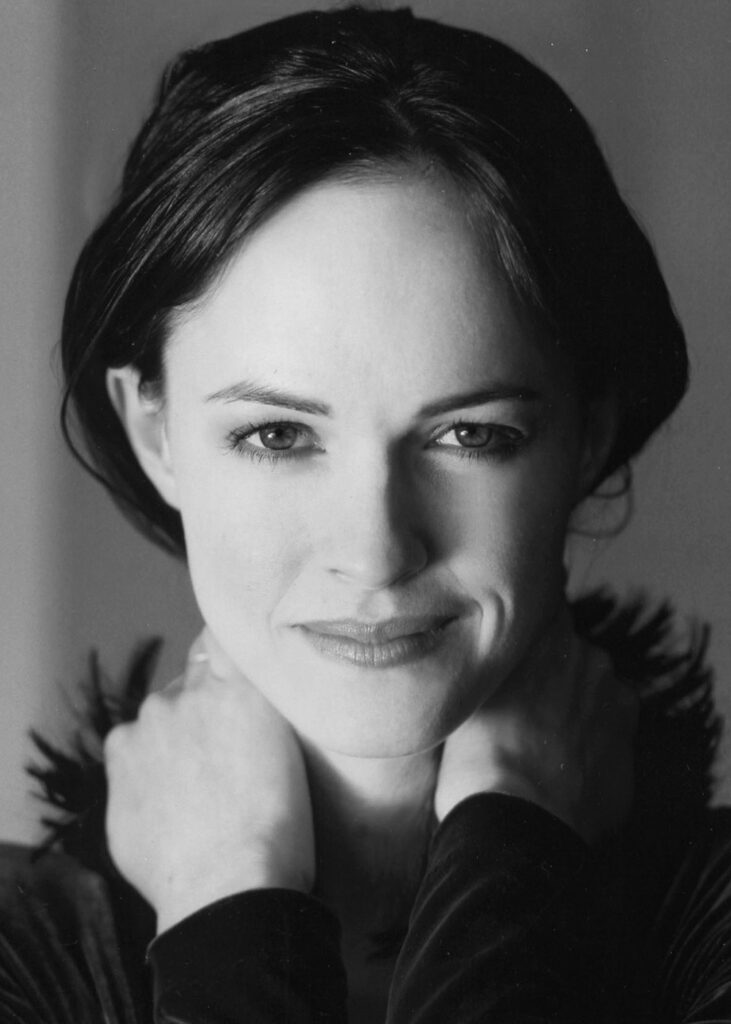 Susan May Pratt: From '90s Teen Star To Inspiring Life Beyond Hollywood
