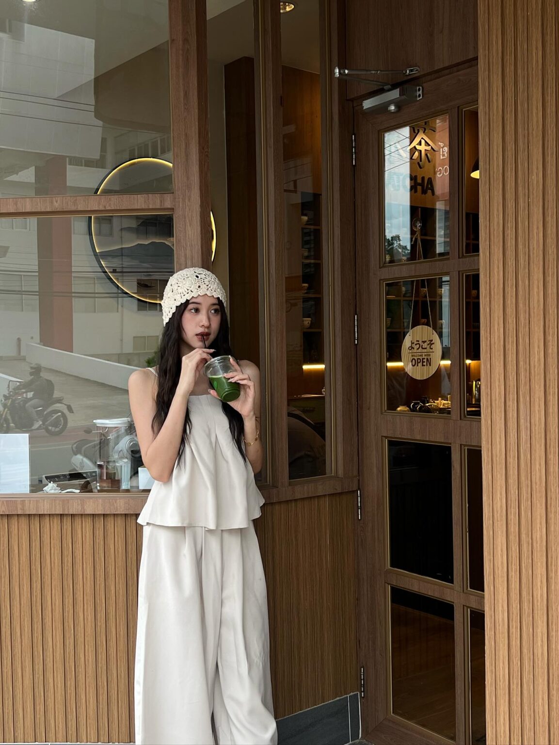 Sim Zhi Fei: Cute Malaysian Actress In Eko Malayalam Movie